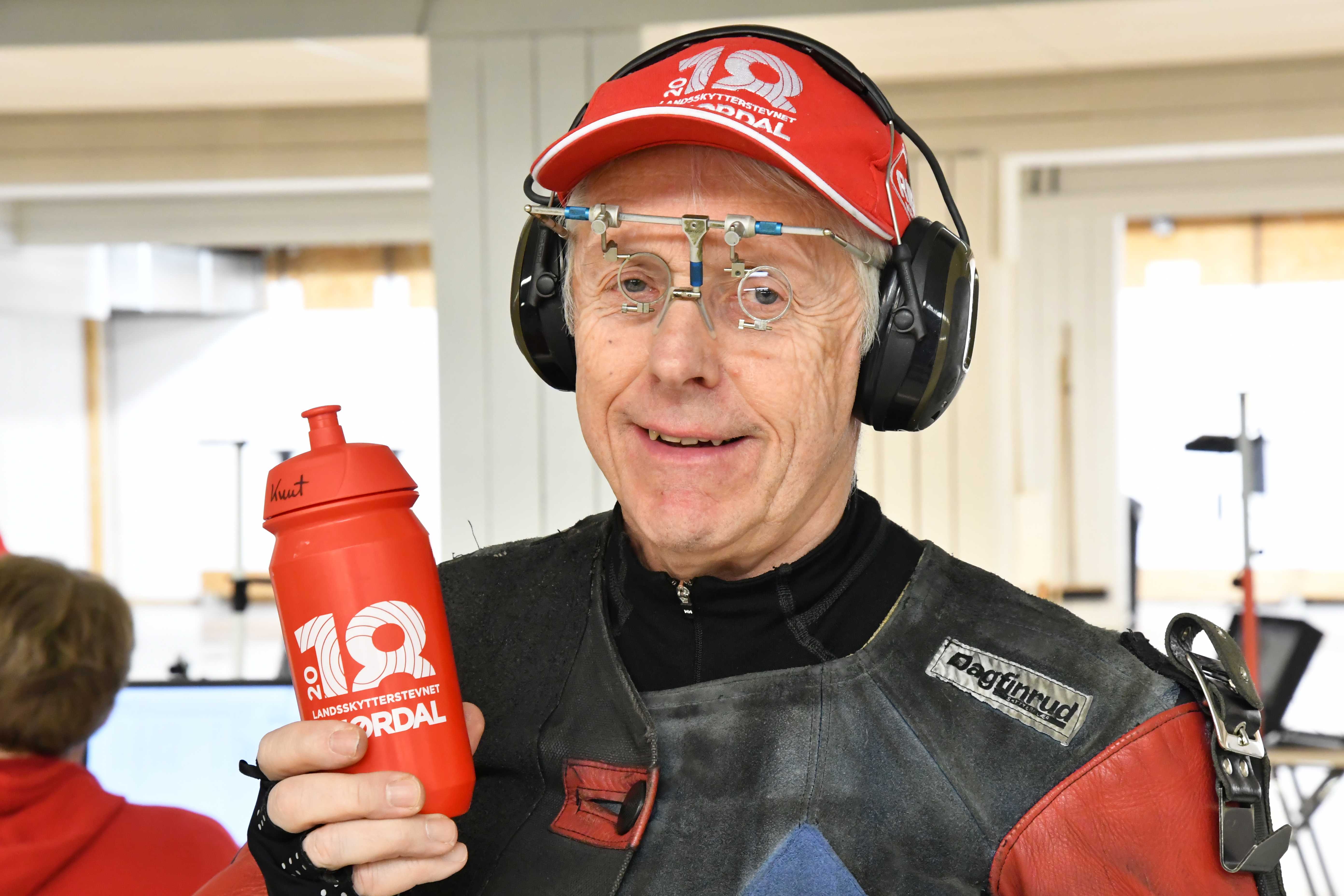 Nordstrand skytterlag: NM 15 meter lørdag: Nye ledere i veteranklassene ...